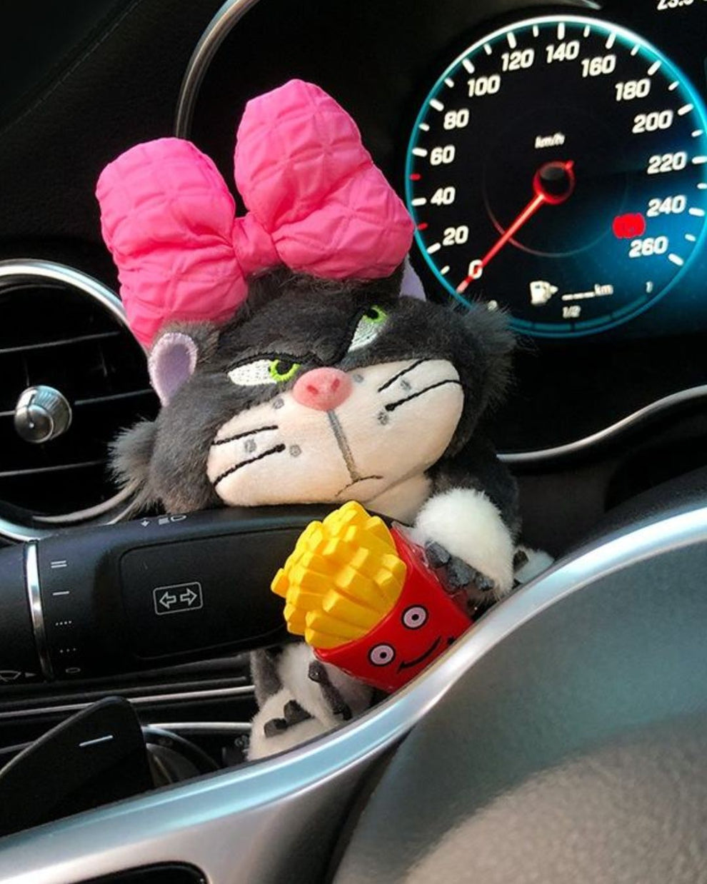 Pink Bow Paws Car Ornament – Gadget Ninja